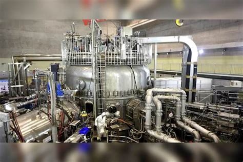 中国“人造太阳”即将投用解决世界性难题，西方齐呼这才是奇迹西方世界性难题