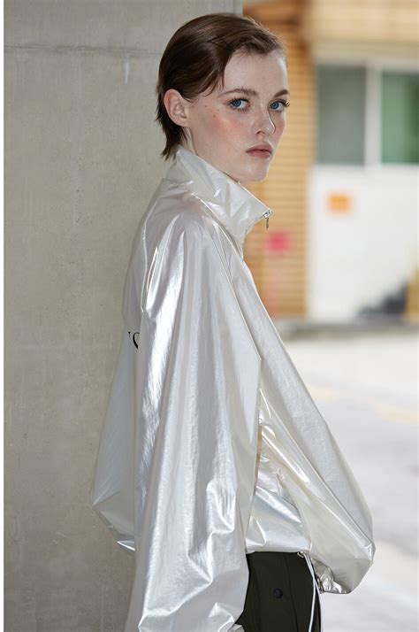 Established Models Kiki