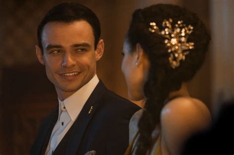 The Invitation Nathalie Emmanuel And Thomas Doherty On The Dinner Scene