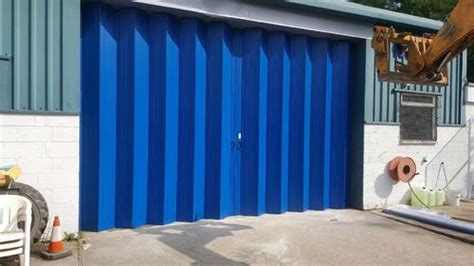 G P Trading Collapsible Shutter Gate