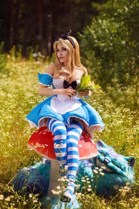 Fairytale Fantasies Alice In Wonderland Cosplay Media Chomp