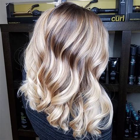 Balayage Refresh Using Oligopro Blacklight Balayage Clay Lightener And
