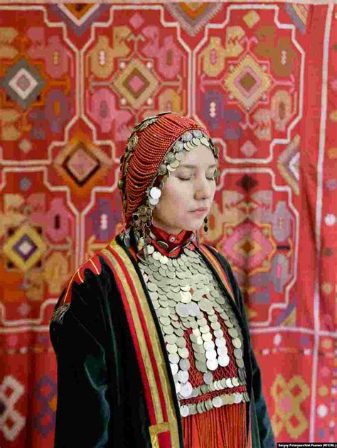 Bashkir Women Reflect On Modernity And Tradition