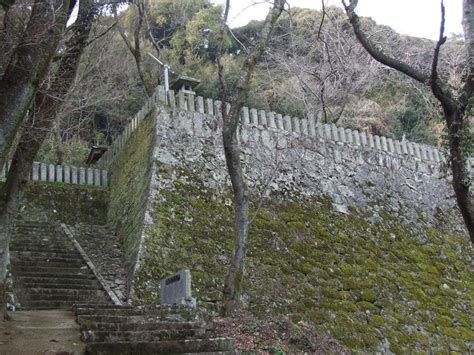 大山積神社おおやまづみじんじゃ 日本一のおんせん県大分県の観光情報公式サイト