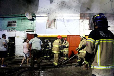 Dantesco Incendio En Tarapacá Con 21 De Mayo Diario El Longino