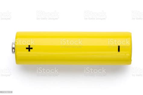 흰색 배경에 노란색 Aa 알칼리성 배터리 배터리 전원에 대한 스톡 사진 및 기타 이미지 배터리 전원 흰색 배경 단일 객체 Istock