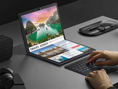 Ноутбук с гибким экраном Asus Zenbook 17 Fold OLED могут показать 31 ...
