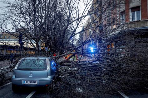 Hatalmas Vihar Pusztított Spanyolország északi Részén