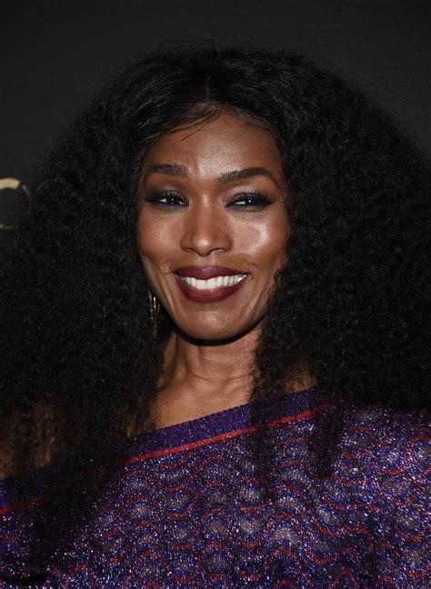 Angela Bassett Is Ridiculouslainey Gossip Lifestyle