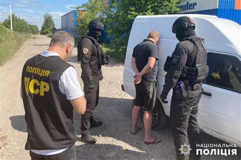 На Хмельниччині поліція викрила злочинну групу Vsim Ua