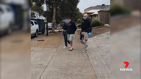 Police Crack Down On Youth Street Gangs In Victoria Police Have