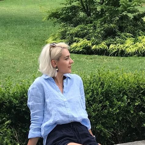 Alida Alidas Bakery Threads Say More