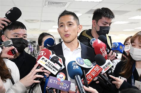 Dpp Kmt Candidates Present Contrasting Campaigns Taipei Times