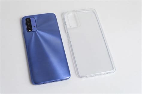 Чистка чехла для смартфона в домашних условиях