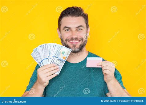 Hombre Con Dinero En Efectivo Billetes En Dólares Retrato De Un