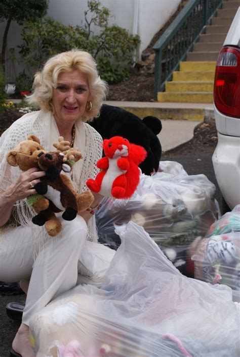 Empty Nester Mom With An Unusual Idea The Happy Flower Day Project