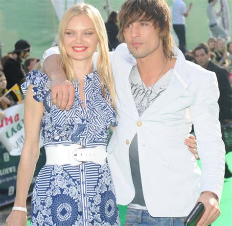 Liebespaare Der Trend Geht Ganz Klar Zur Jungen Russin Bilder