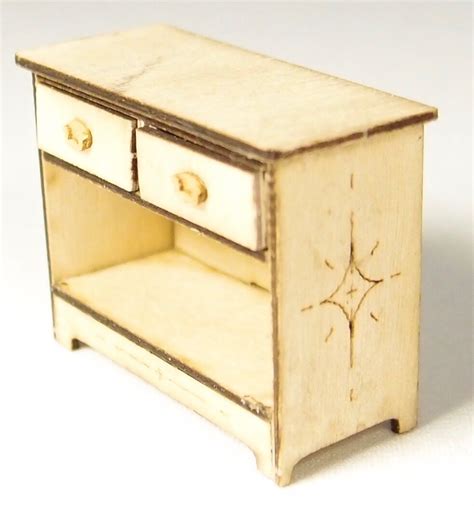 124 Starburst Chest Kit — Red Cottage Miniatures