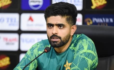 Pakistan Great Rips Into Babar Azams Father Over Insulting Post