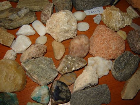 Roci Minerale şi Pietre Preţioase Poze Din Colecţia Mea