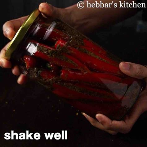 लाल मिर्च का अचार Lal Mirch Ka Achar स्टफ्ड रेड चिली पिकल