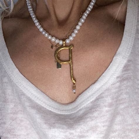 Bella Hadid Necklaceanne Boleyn Pearl Necklace Customizable Necklace