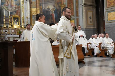 Dos Nuevos Diáconos Redentoristas De La Provincia De Roma Español
