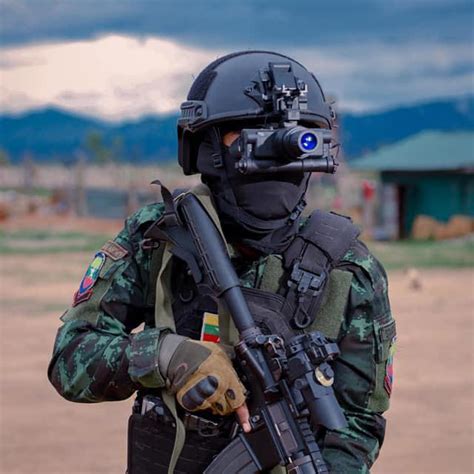 ဝါရာဇွပ်ပြည်သူ့စစ်တပ်ဖွဲ့