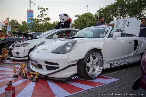 The Sizzling Cars Trucks And Vans At The Subic Bay Auto Show