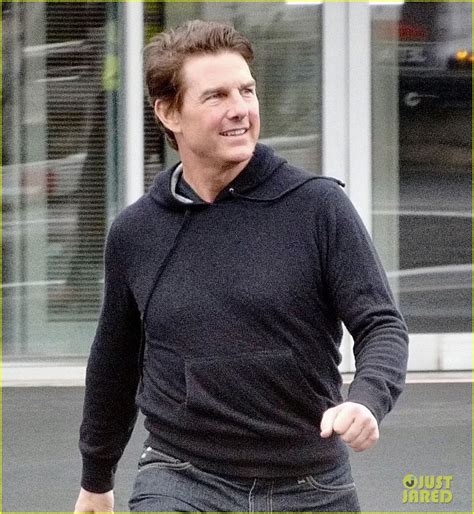 Tom Cruise Makes Rare Public Appearance With Son Connor Photo 4370131