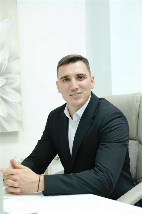Stevan Rakić Advokatska Kancelarija Momčilović