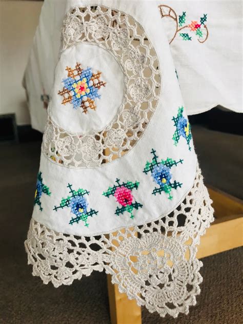 Embroideried Vintage Floral Tablecloth Etsy