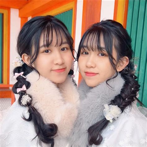 雙胞胎樂樂媃媃 雙胞胎樂樂媃媃 Added A New Photo