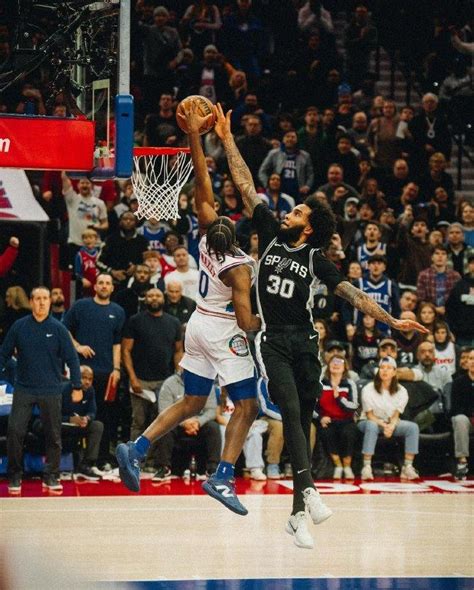 恩比德被驱逐76人险胜马刺 热火胜篮网止3连败nba新浪竞技风暴新浪网