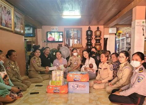 លោកស្រីឧត្តមសេនីយ៍ត្រី ពេជ្រ ស្រី ពី ស្នងការរង ផែនការ ងារ ប្រឆាំង ការ