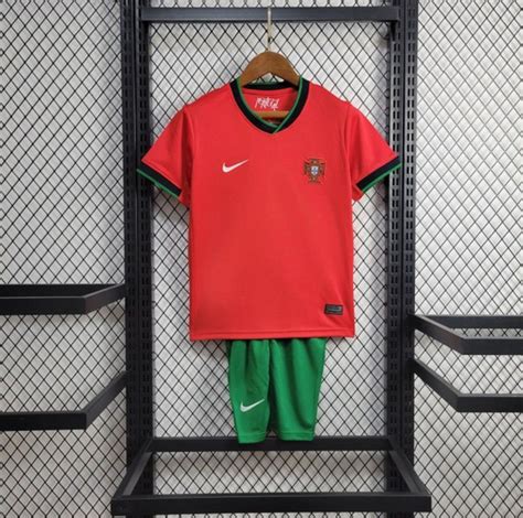 Форма футбольная Nike - купить с доставкой по выгодным ценам в интернет ...