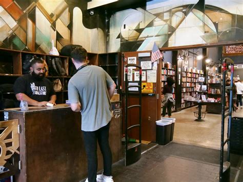 「世界で最も美しい本屋」に選ばれた新世代の独立系書店「the Last Bookstore」に行ってきました Gigazine