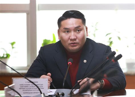 Хөдөлмөр нийгмийн түншлэлийн гурван талт хороо хуралдлаа