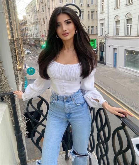 35 Stunning Aesthetic Outfit Ideas That Are Trending In 2023
