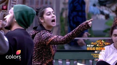Bigg Boss 17 New Promo Isha Mannara Ke Bich Chidi Jung Munawar Ko