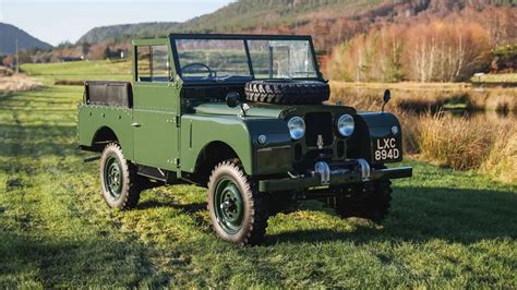The Queens Historic Land Rover Is Heading To Auction In The Uk Drive