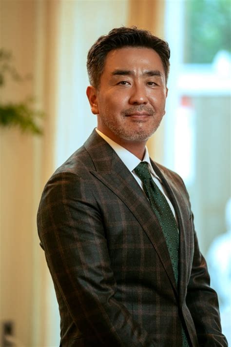 장르만 로맨스 류승룡 생활밀착형 연기 향한 갈급 있었다 인터뷰① 텐아시아