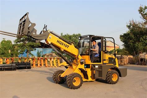 Small Telescopic Loader Hq910t With Epa 4 Engine