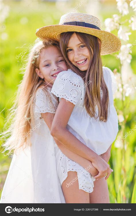 Girlfriend Girlfriend Vostfr