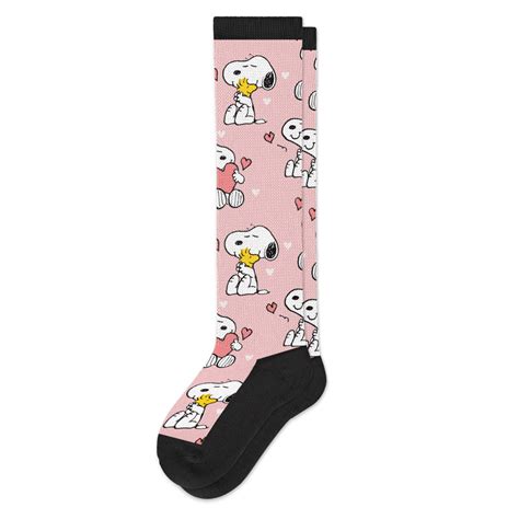 Snoopy Holding A Heart Socks Soft And Stretchy Viasox