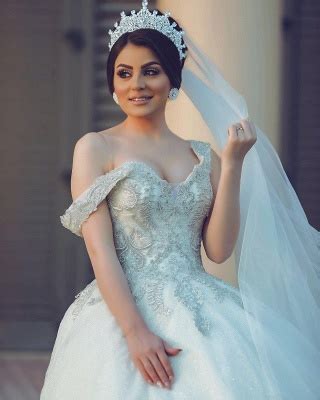 Designer Hochzeitskleider Prinzessin Brautkleider Mit Spitze Babyonlinedress De