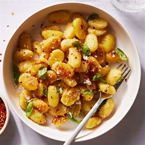Best Garlic Parm Gnocchi Recipe How To Make Garlic Parm Gnocchi
