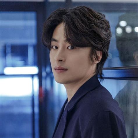 Koo Kyo Hwan Asian World