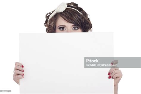 여자 쥠 인명별 맹검액 팻말 20 29세에 대한 스톡 사진 및 기타 이미지 20 29세 가리기 갈색 눈 Istock