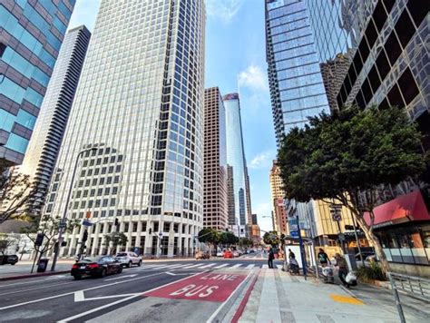 120 777 Tower Foto Foto Stok Potret And Gambar Bebas Royalti Istock